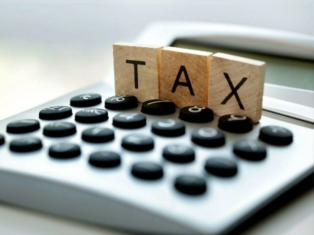 Pakistan makes tax filing mandatory for all citizens, says adviser