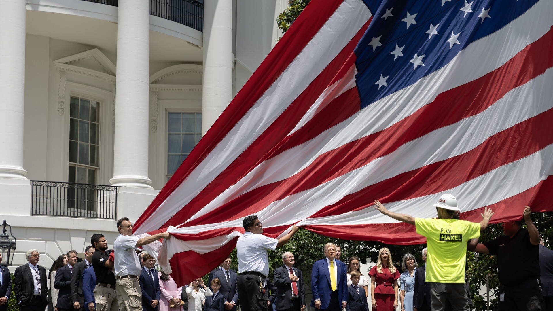 ‘If you don’t like it, leave’: Poll shows Democrats increasingly losing ...