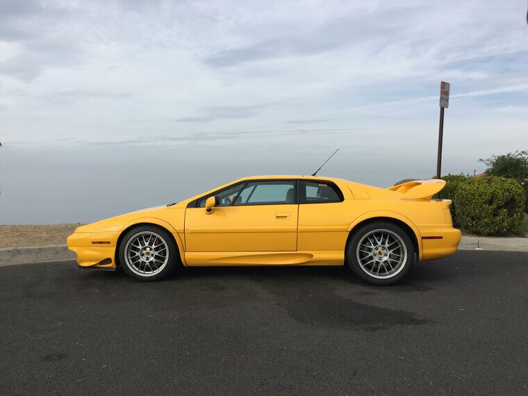 These Head-Turning Cars Were a Nightmare to Drive