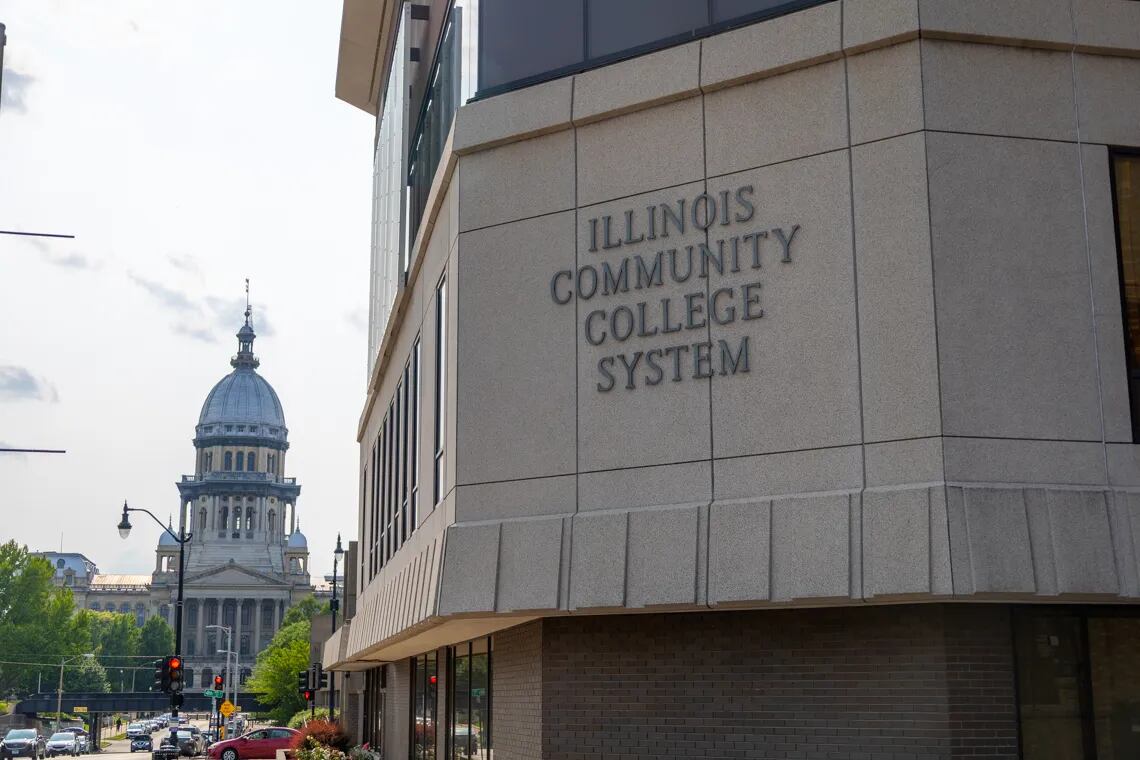 Illinois to roll out direct admissions program for most state universities