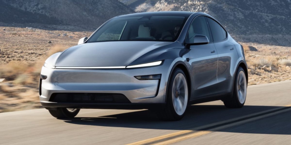 Tesla Model Y, prima consegna autonoma dalla fabbrica fino a casa del ...