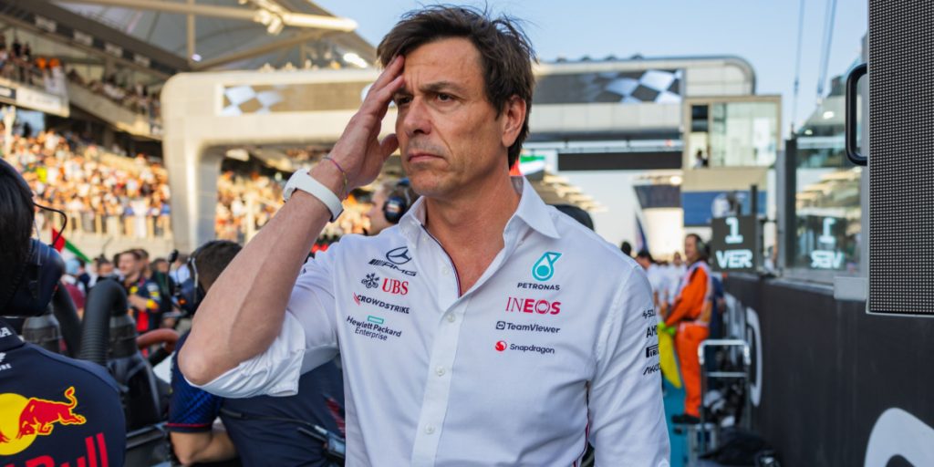 Toto Wolff støtter Max Verstappen