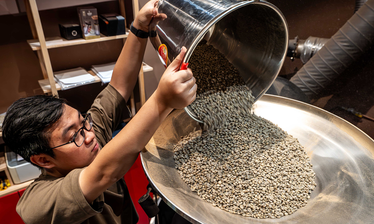 Coffee exports reach historic $5.5B milestone