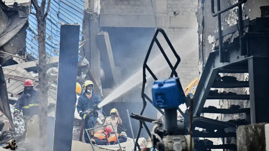 India chemical factory blast kills 36, triggers shutdown of Sigachi plant