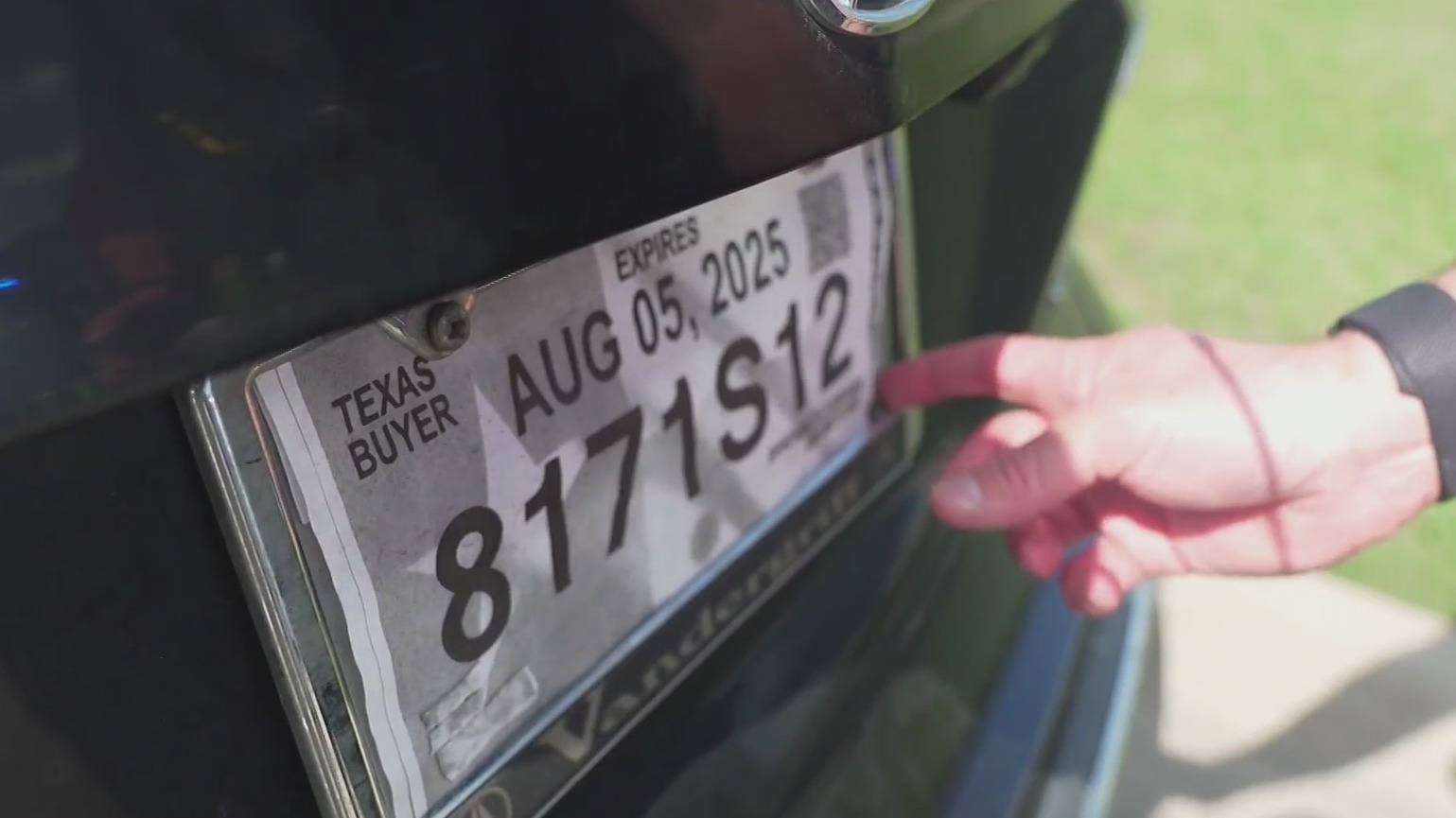 No more paper. New Texas law bans temporary license plates
