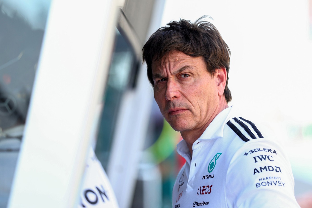 Wolff, Mercedes’in 2026 F1 pilot kadrosunu açıklayacağı tarihi duyurdu