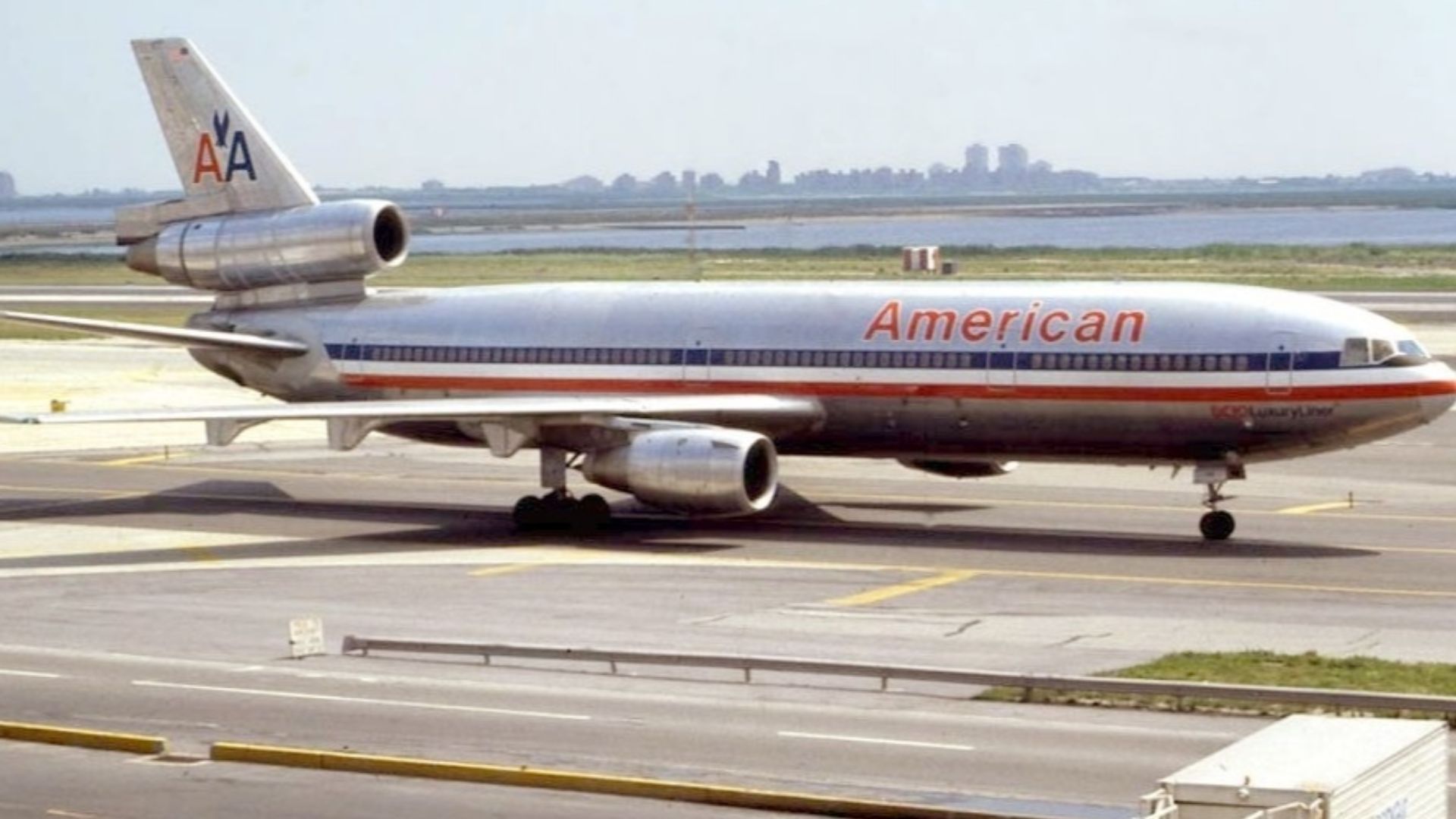 The Most Infamous Airline Safety Disasters Of The 20th Century