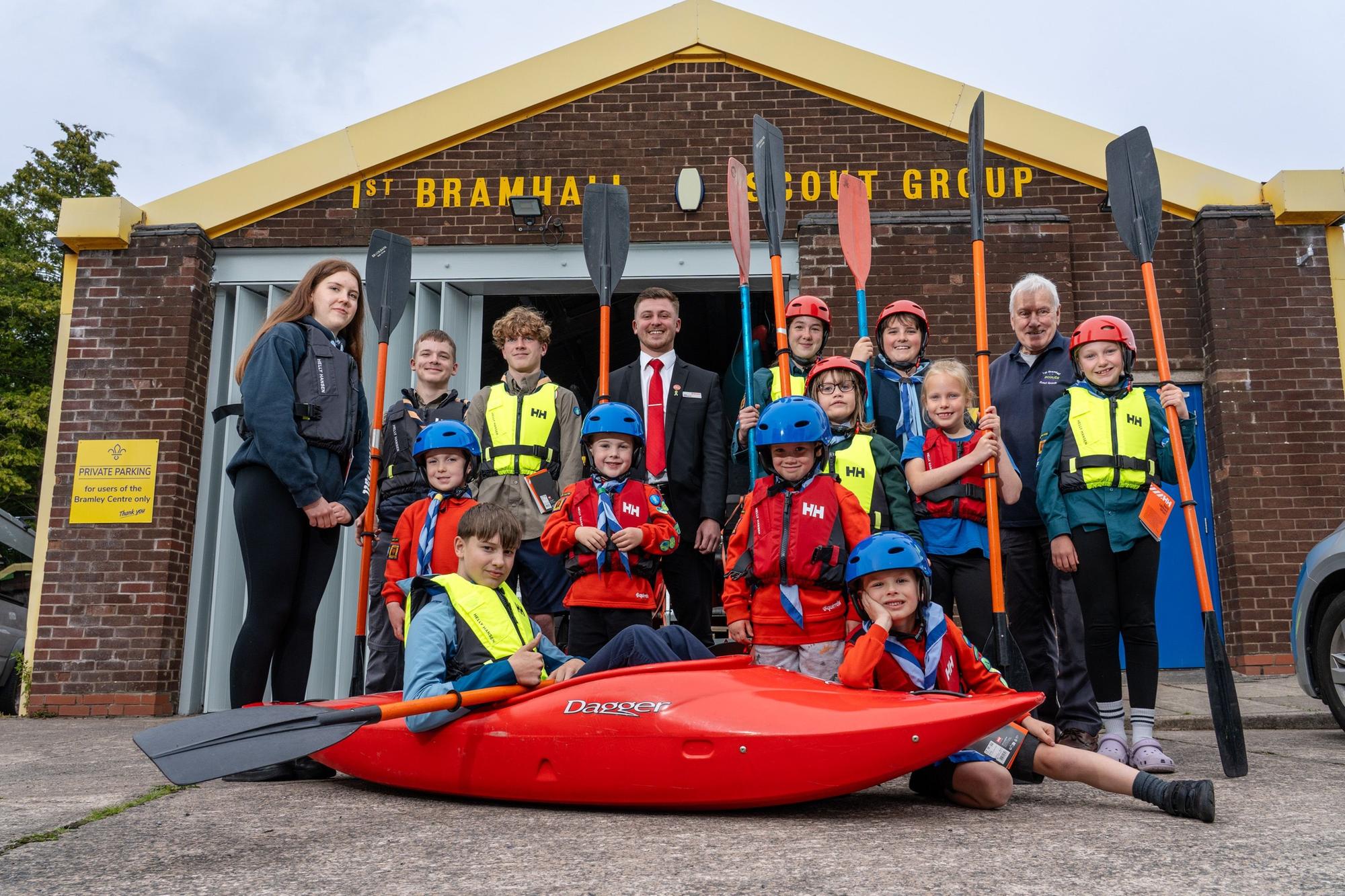 Water sport fun for Scouts in Bramhall thanks to homebuilder donation