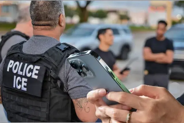 La aplicación que alerta si hay agentes de ICE cerca y muchos ya ...