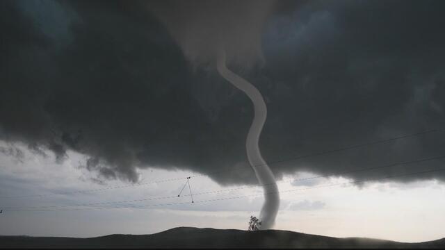 Bizarre Rope Tornado Caught on Camera