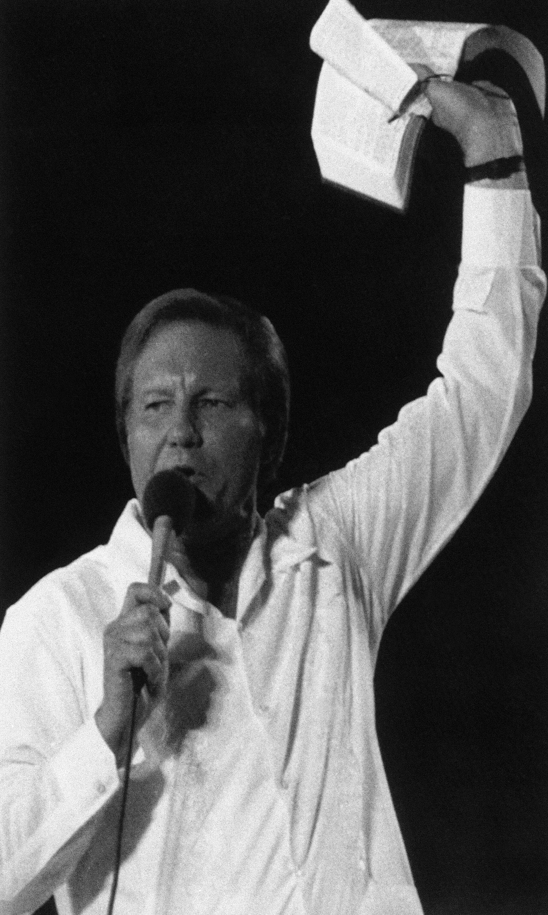 Rev. Jimmy Swaggart passes away at age 90; funeral services announced