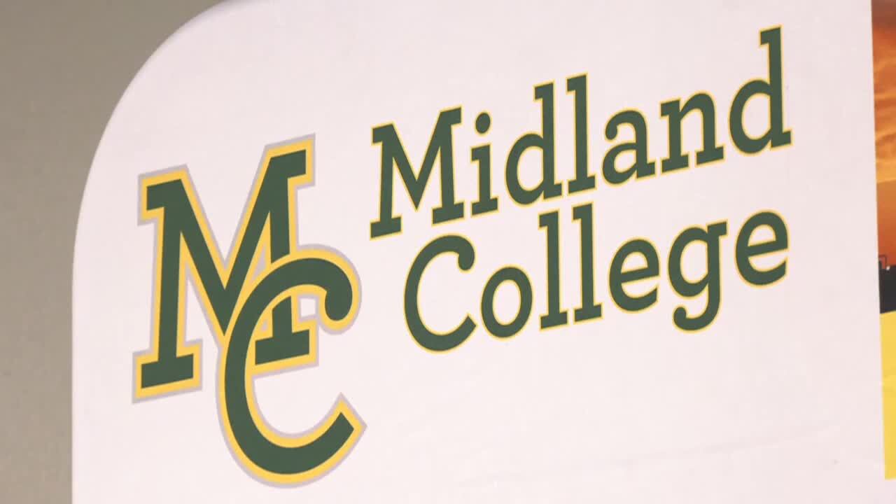 Midland College awards $1.4 million to students for fall semester