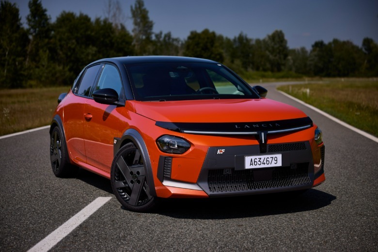 The Running Elephant On Lancia's New Ypsilon HF Rally Car Is The Cutest ...