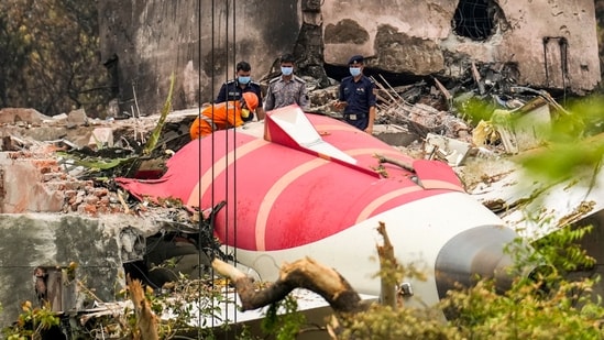 Ahmedabad plane crash victims' families may sue Air India, Boeing in US ...