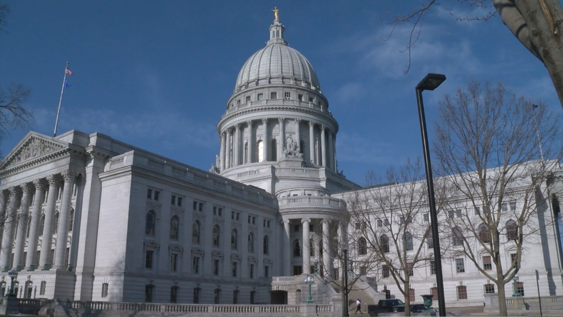 Wisconsin budget deal cuts taxes and boosts university funding