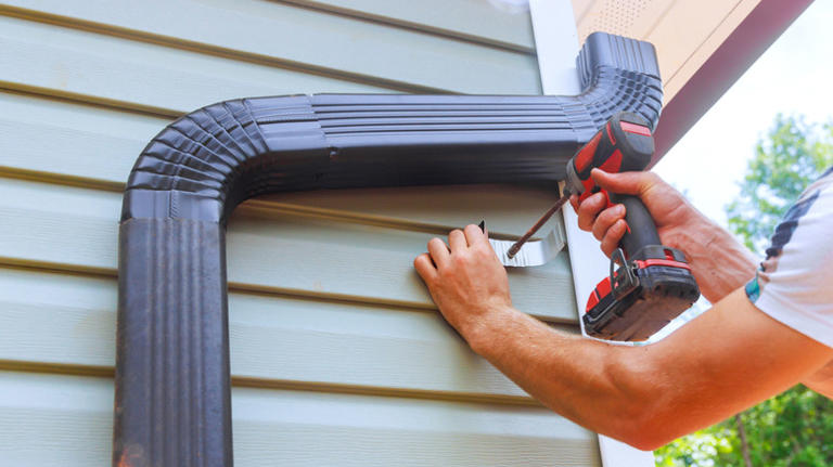 Here's How Mike Holmes Really Feels About Homes Without Gutters ...