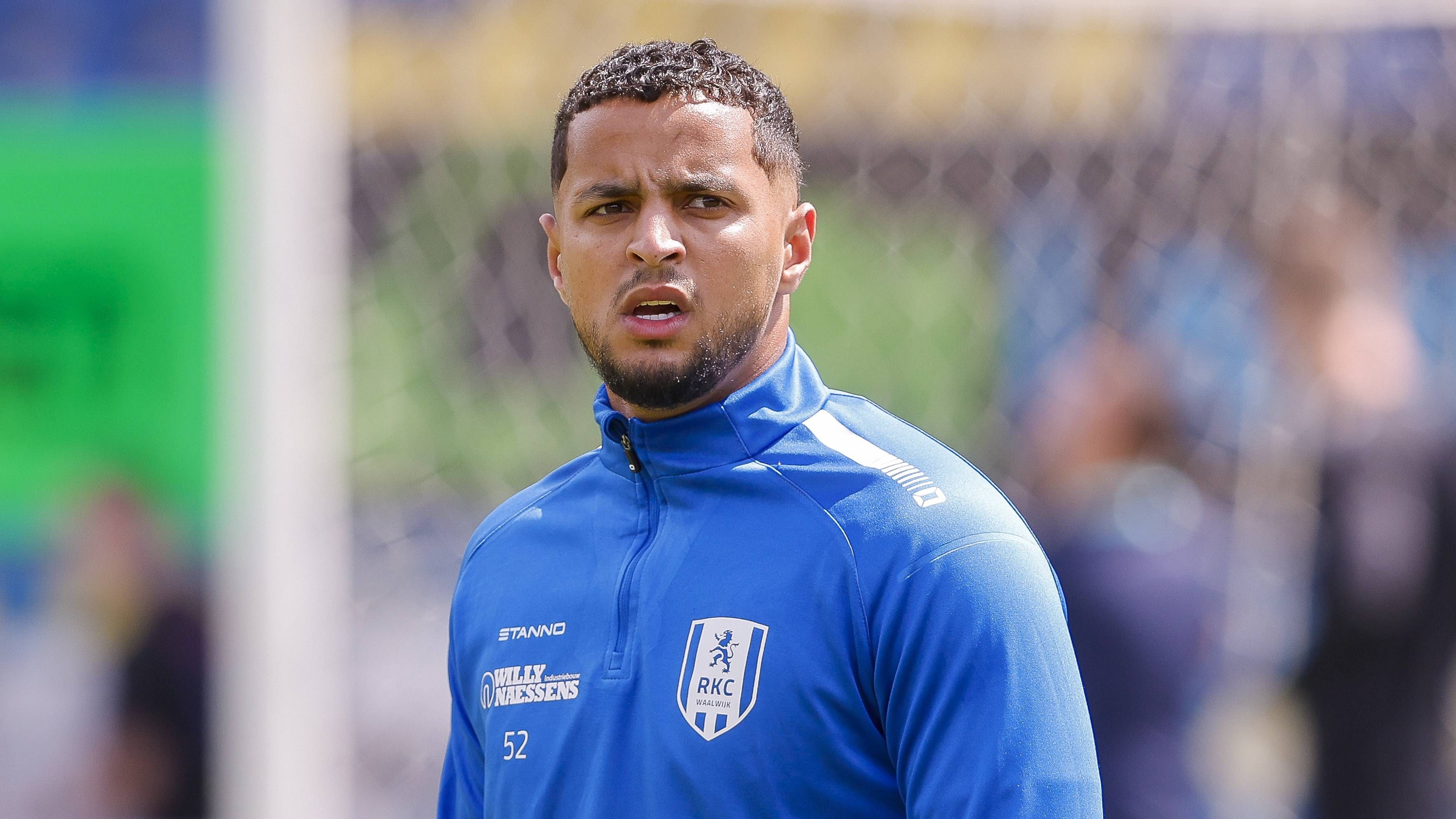 Mohamed Ihattaren voert zonder succes een gesprek met een club uit de ...