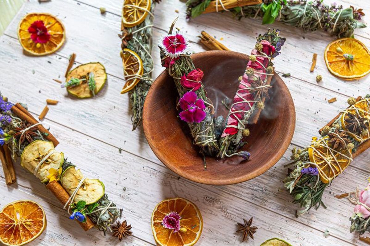 Guía completa para hacer incienso natural con tus plantas: técnicas ...