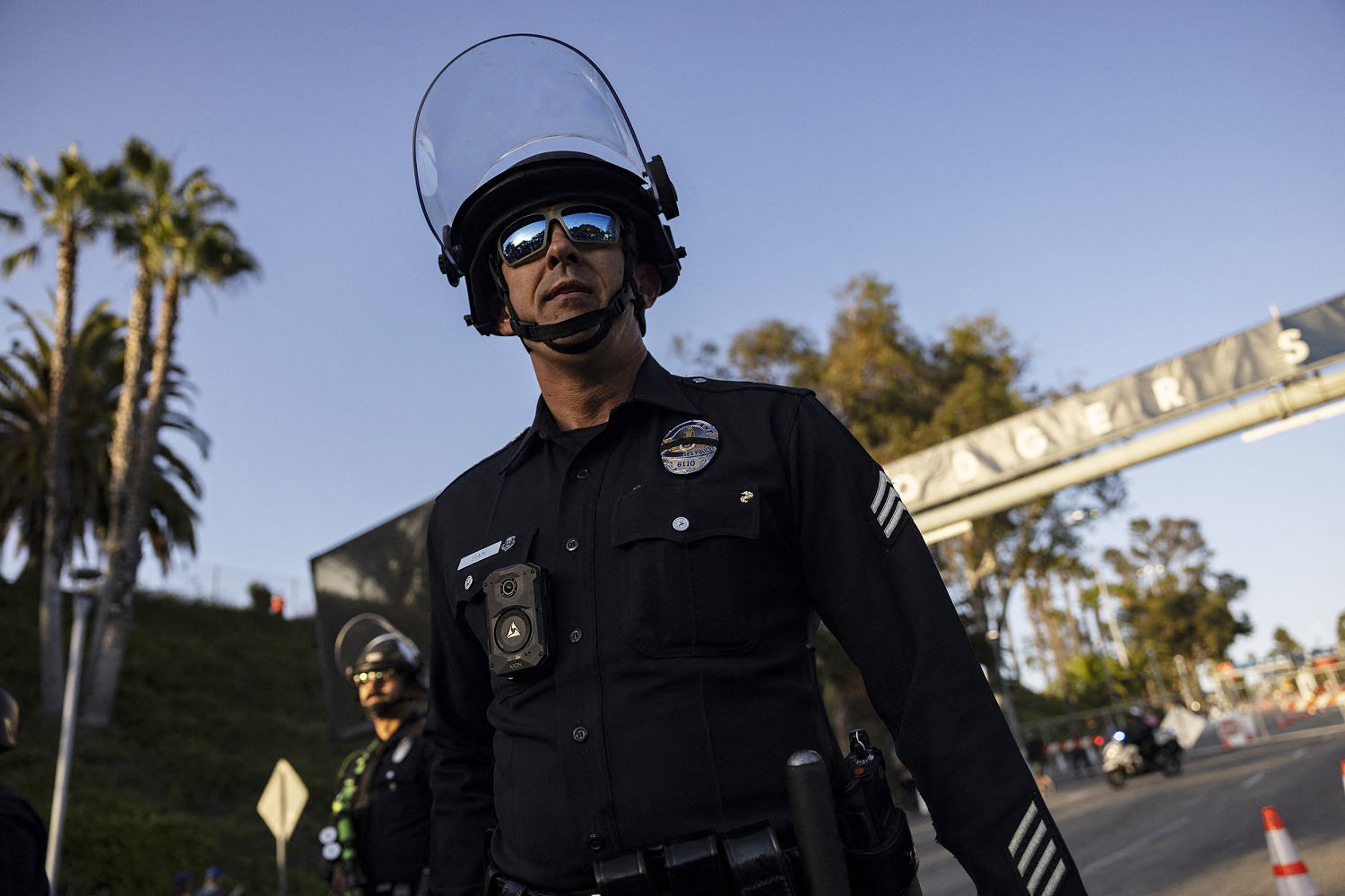 LAPD tells officers to ‘keep the peace' when called to ICE arrests ...