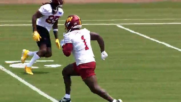 NFL legend brands Commanders star Deebo Samuel 'fat' after offseason ...