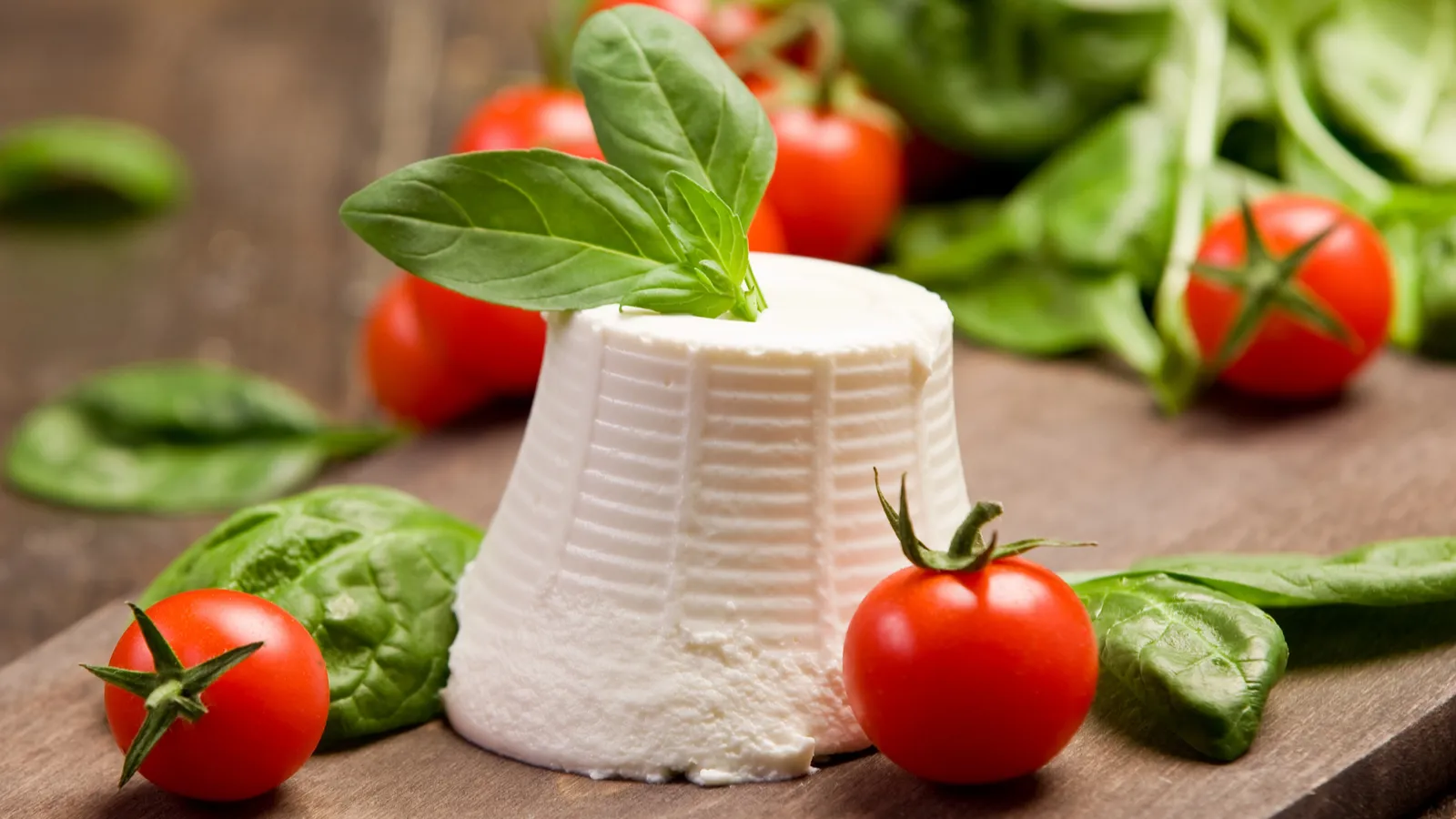 I made my own ricotta cheese and it totally changed my cooking