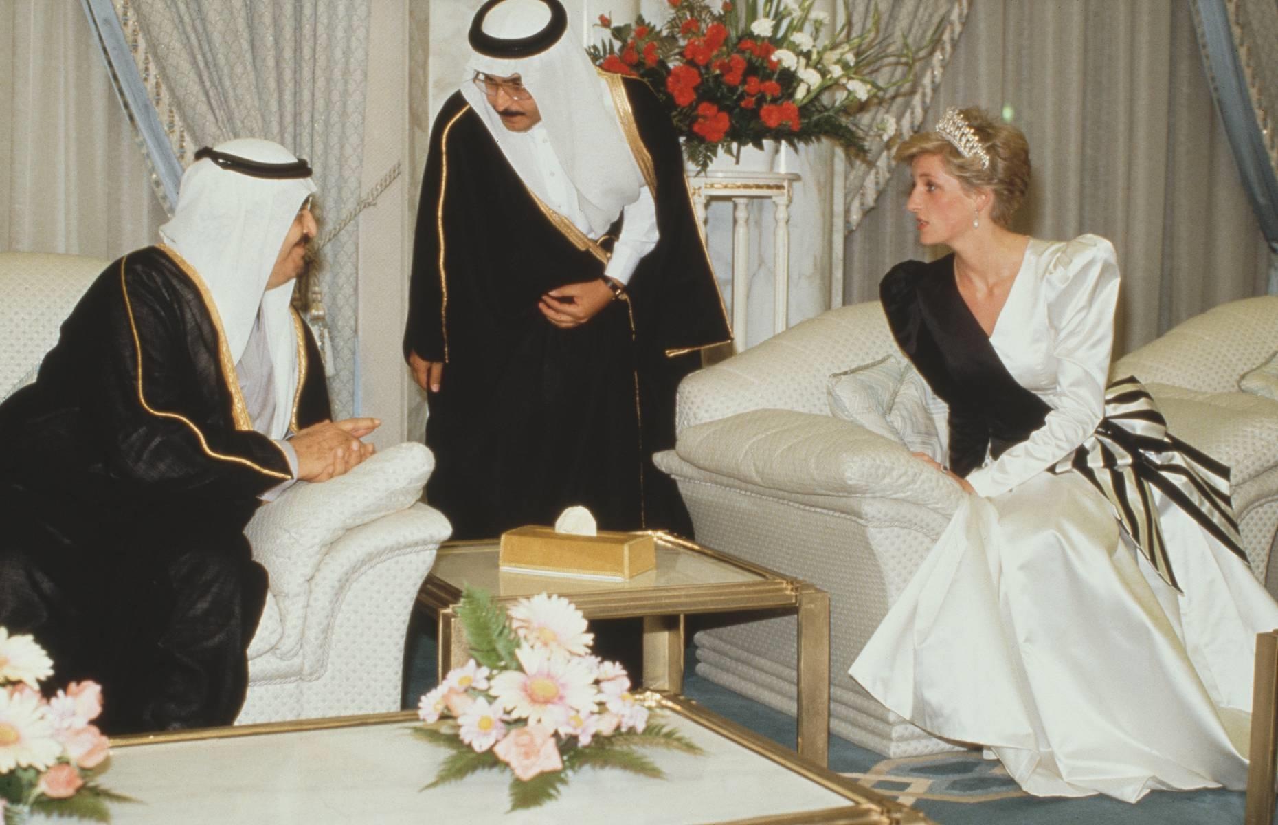 At Home With the World’s Royals in Rare Archive Photos