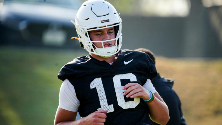 Longhorns Daily News: Who is Texas QB Arch Manning modeling his game ...