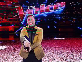 Filipino singing sensation Sofronio Vasquez live in Dubai – The Voice ...