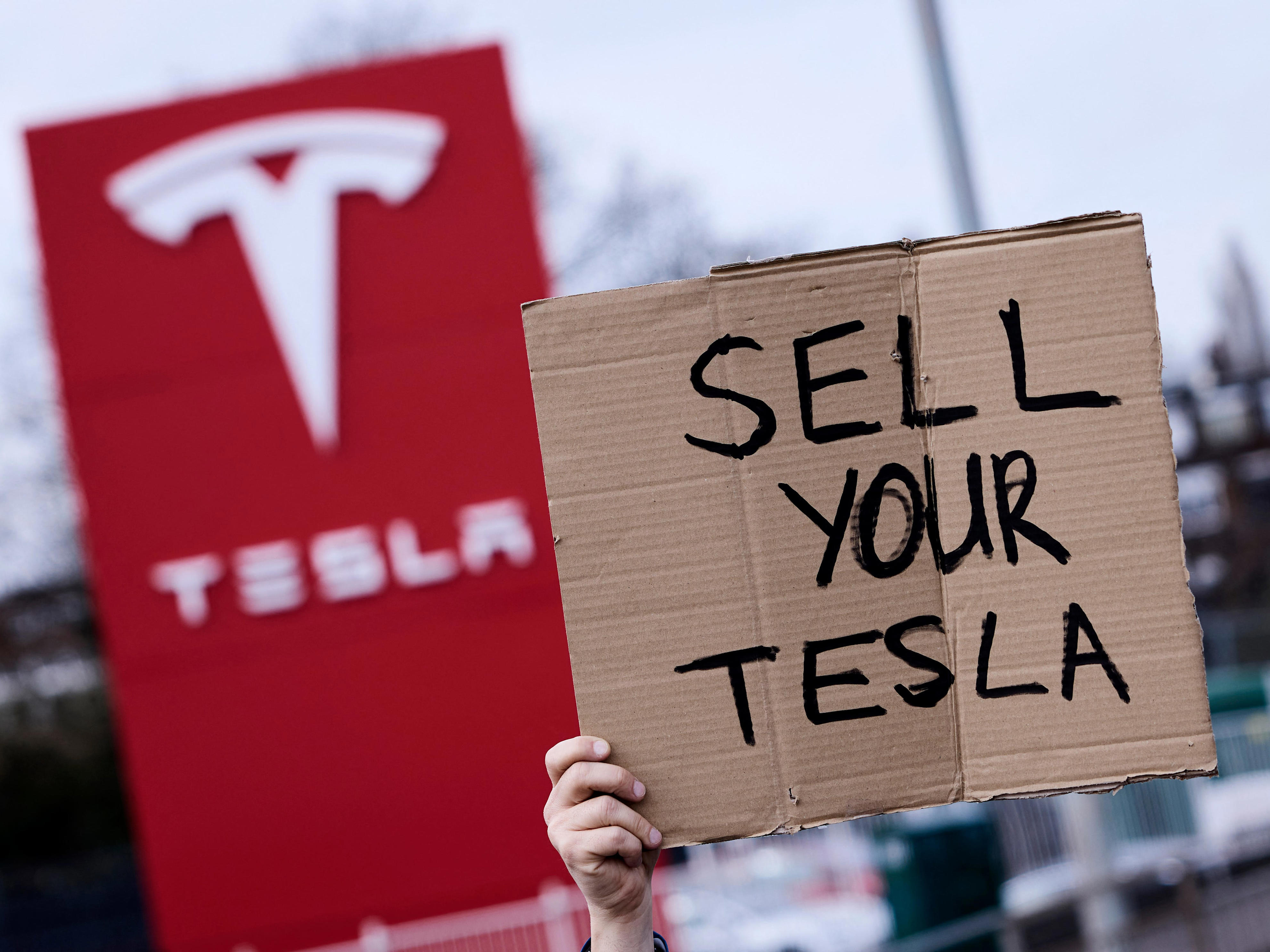 The 3 moments that have defined Tesla's wild ride in the stock market ...