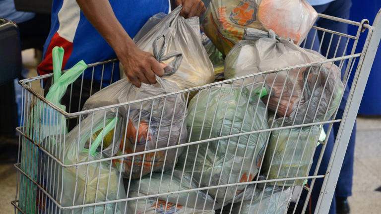 IPC-S desacelera a 0,16% no fim de junho, após 0,34% em maio, afirma FGV