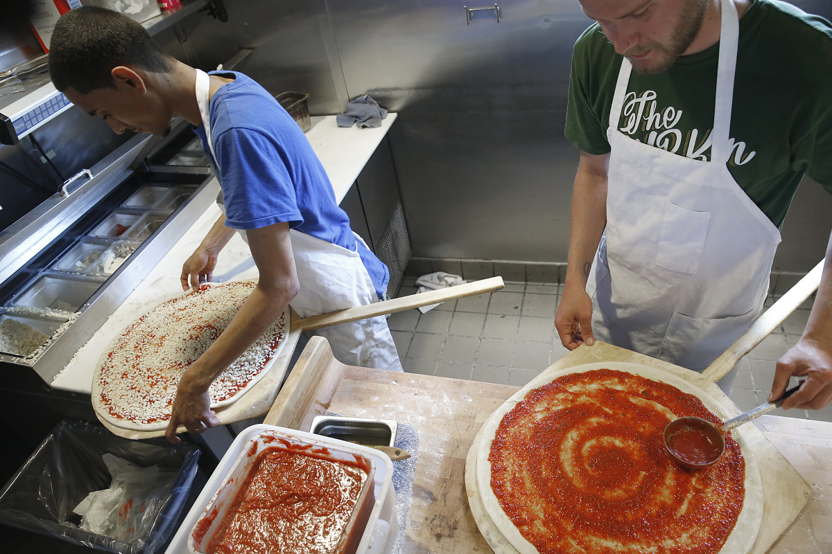 'Iconic' Pizzeria Rotten City Pizza Permanently Closed After 17 Years