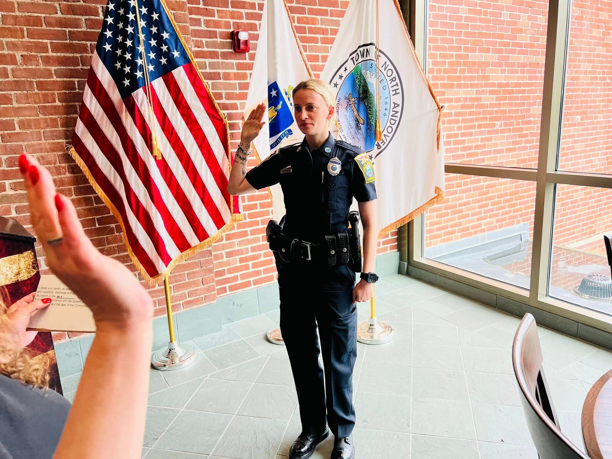 Off-duty police officer shot in confrontation with colleagues in North ...