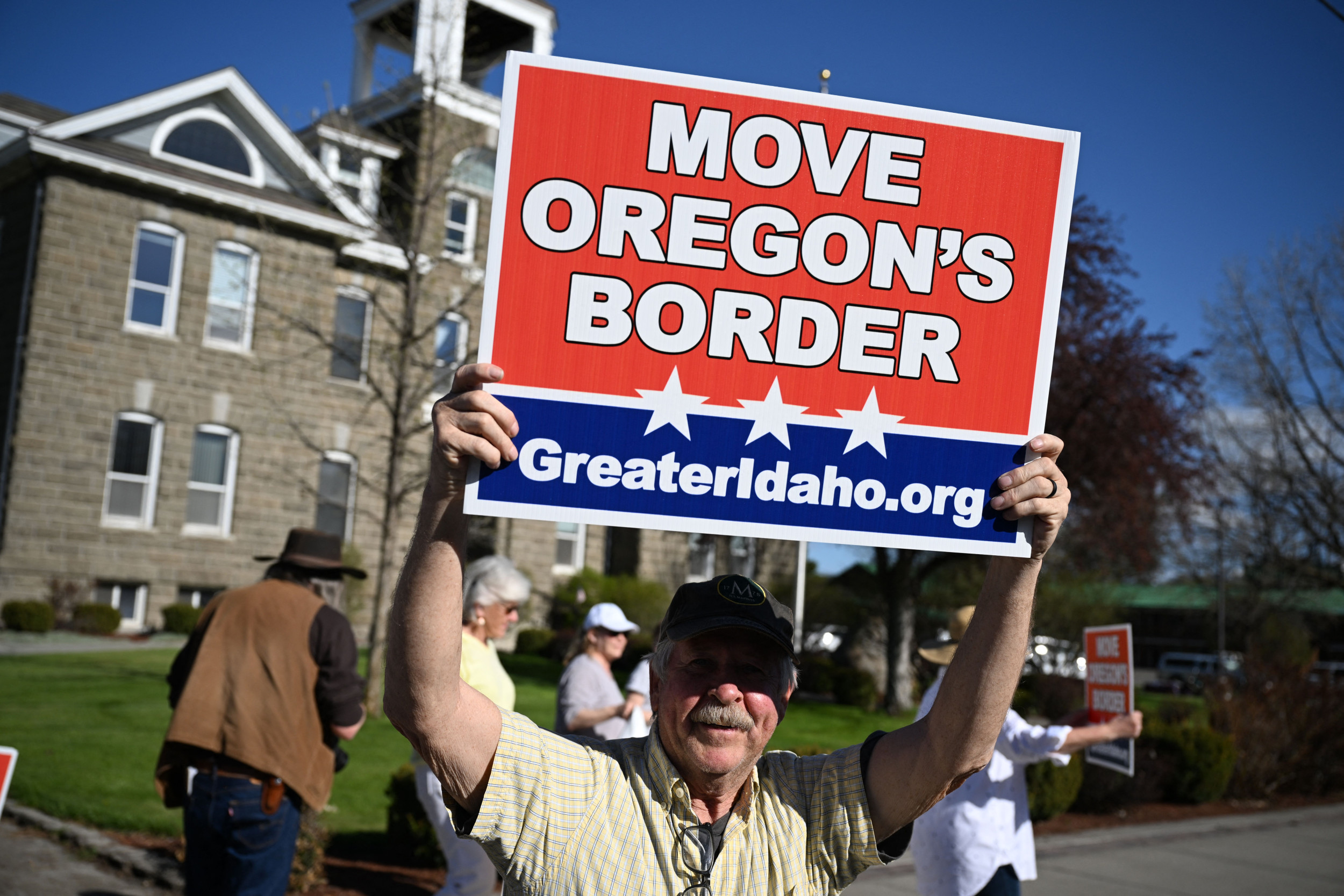 Idaho group calls federal intervention "necessary" to redraw state border