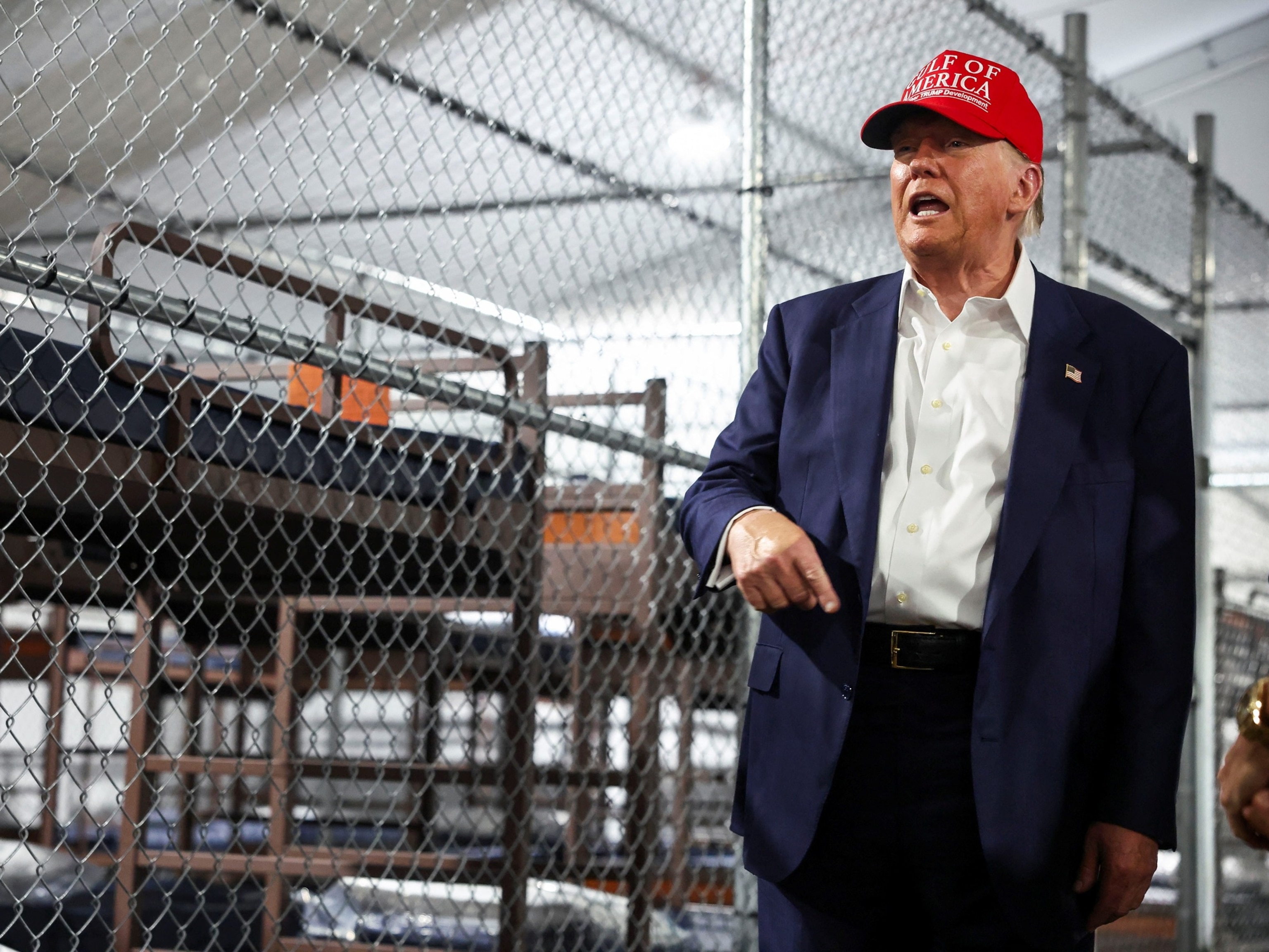 Trump repeats idea of deporting US citizens who commit crimes