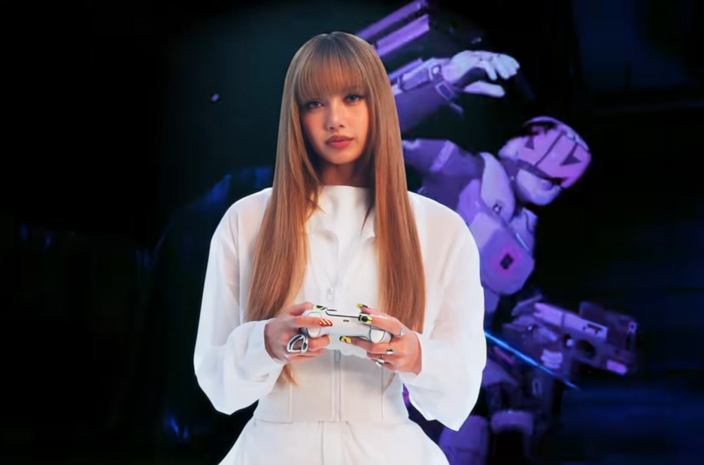 LISA Shows Off Her Gaming Skills in Latest PlayStation 5 Campaign