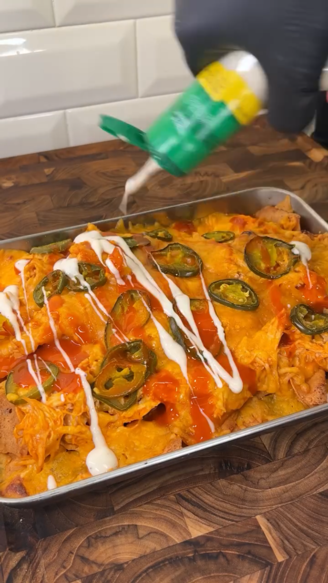 Buffalo chicken nachos