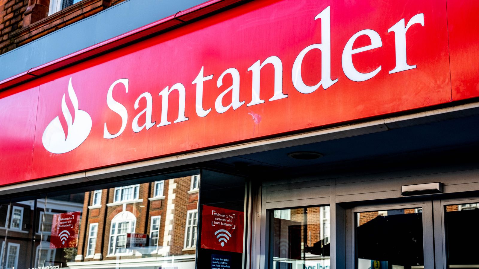 Santander warns car finance redress scheme a threat to UK jobs, growth ...