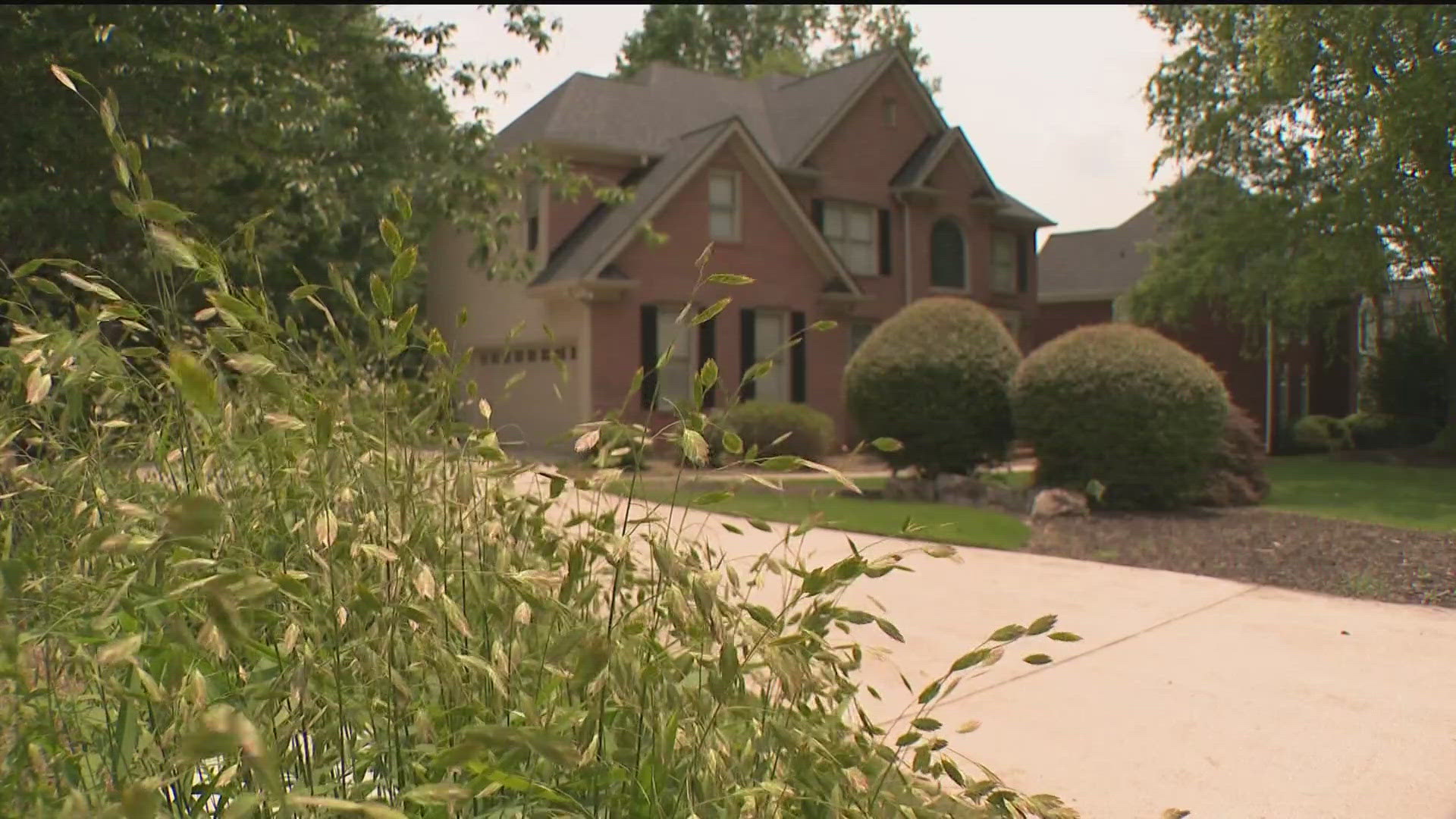 Mayor Dickens predicts Atlanta property tax hike