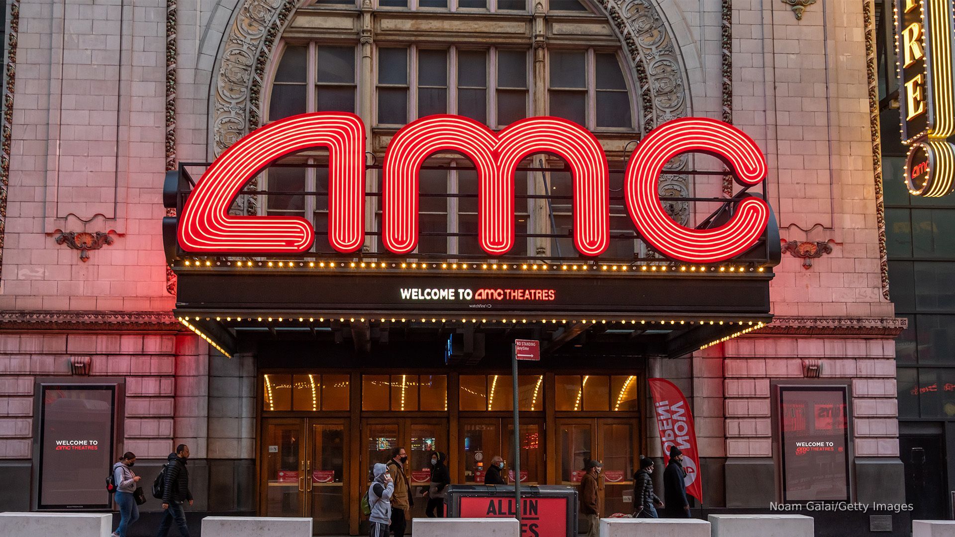 AMC says movies now start up to 30 minutes after showtime