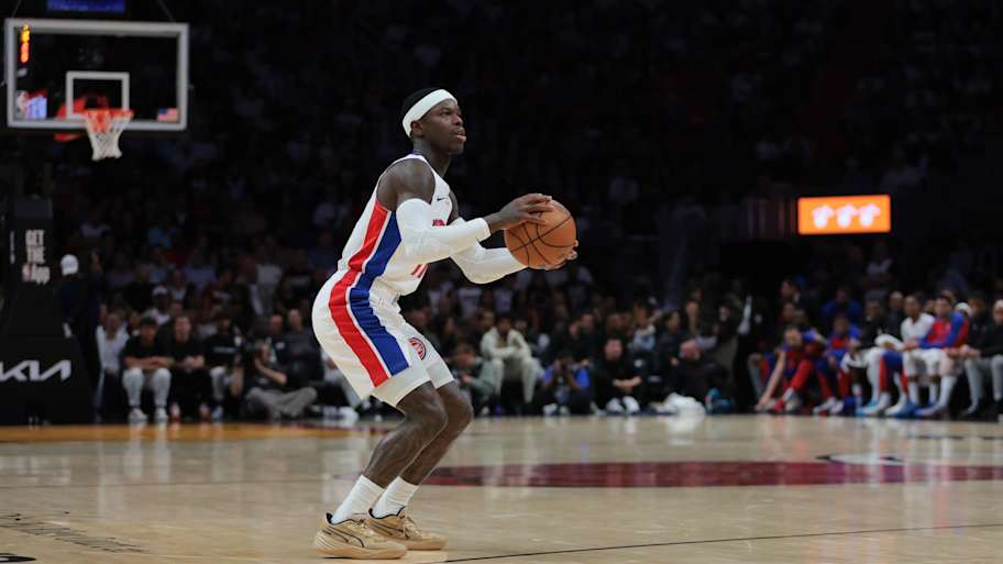 Dennis Schröder's Breaks Silence on Kings Signing