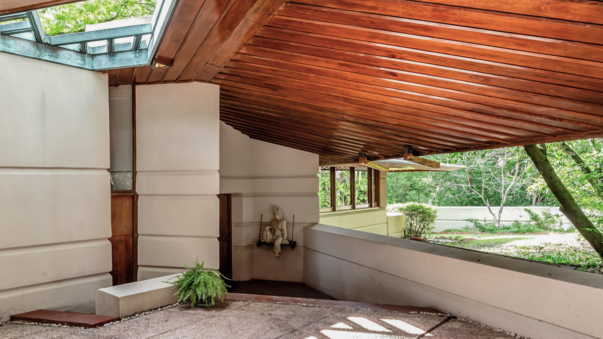 Frank Lloyd Wright's Fountainhead House in Photos
