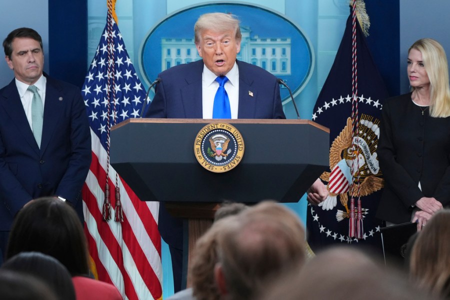 Opinion: Trump’s economy: A weak link in MAGA’s chain