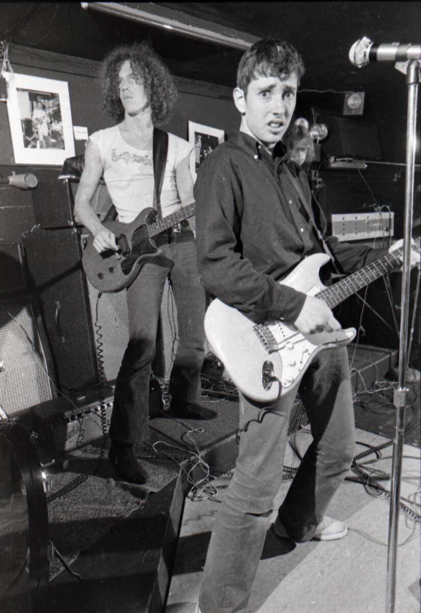 20 Photos That Embody Punk Rock Culture (1970s-1980s)