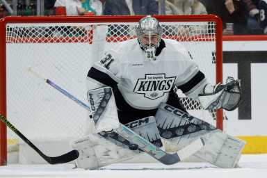 Islanders sign David Rittich in potential goalie tandem shakeup