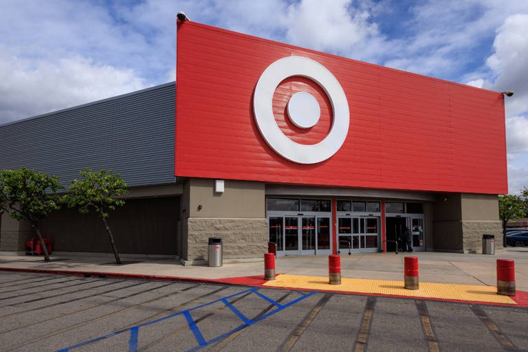 Target’s Stunning New $3 Plates Are Giving Coastal Vibes for Less