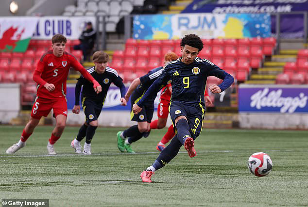 Man City to complete deal for highly sought-after teenage star from ...
