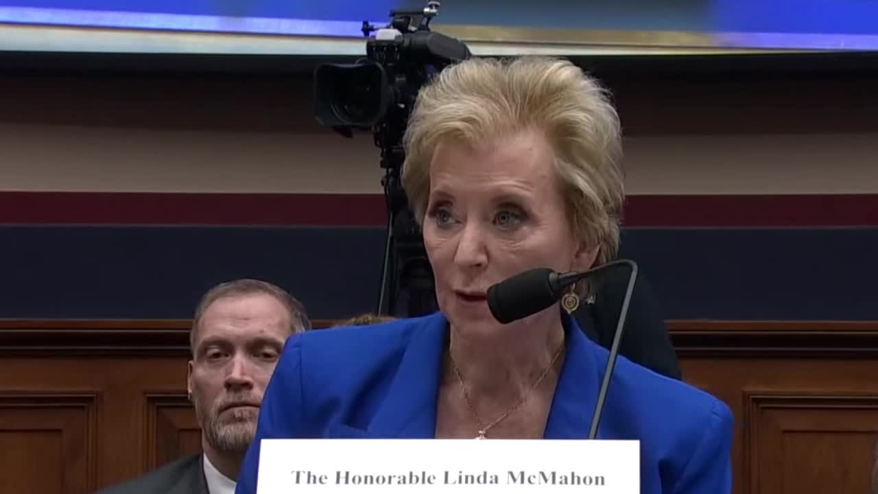 'I'll Look At Whatever Card I Choose': Linda McMahon Snaps, Rages ...