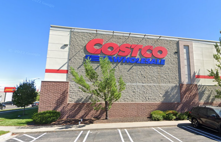 Costco changes store hours across Texas. Here's who gets early shopping ...