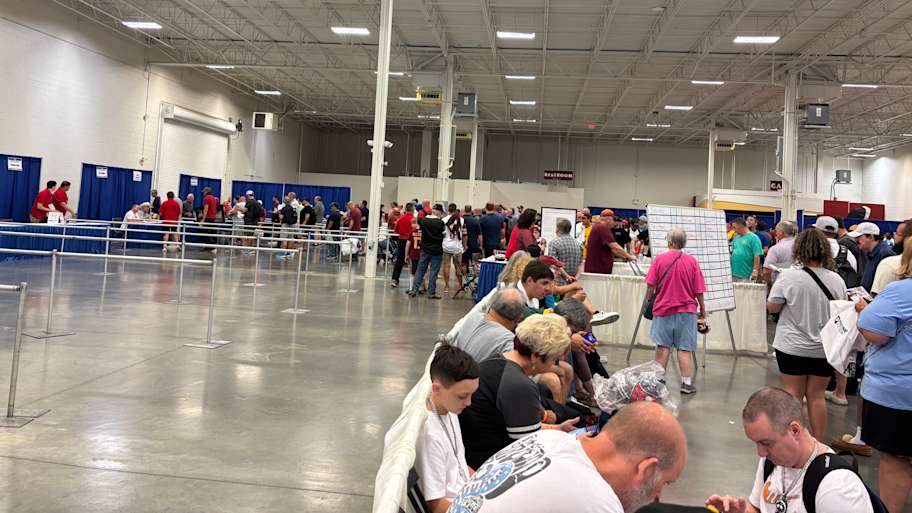 Chantilly Card Show Review