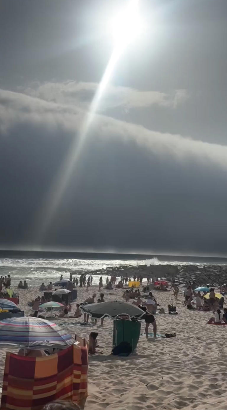 Beachgoers scramble as rare ‘tsunami roll’ hits Portugal coast: ‘Out of ...